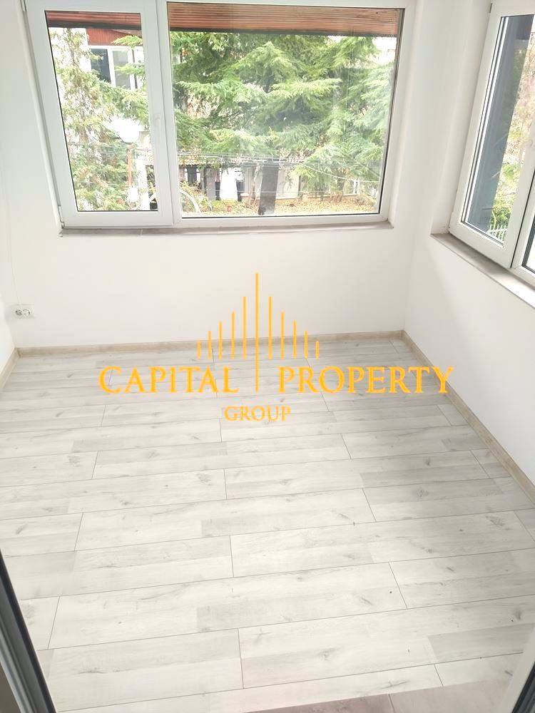 Тристаен апартамент, в малка сграда с ПМ, Траката, Варна – Capital ...